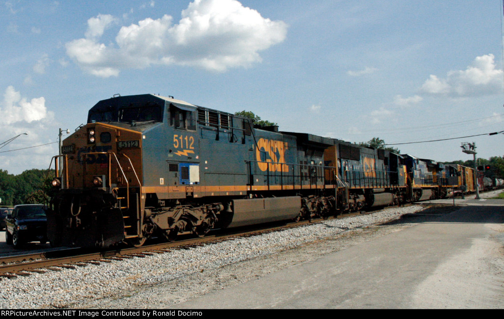 CSX 5112 CSX 4537 CSX 7607 CSX 3174